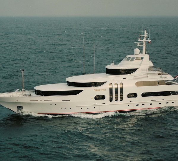 Yacht GALLANT LADY, Feadship | CHARTERWORLD Luxury Superyacht Charters